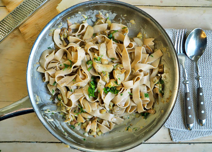Pasta mit Maronen, Pilzen und Speck – Rezept vom Landgang ins Tessin ...